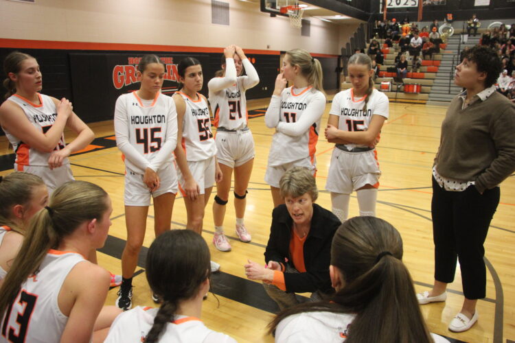 Gremlins girls narrowly escape with Wing Ding win | News, Sports, Jobs ...